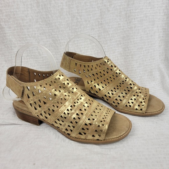 Sofft | Shoes | Sofft Womens 7 Perforated Leather Gold Metallic ...